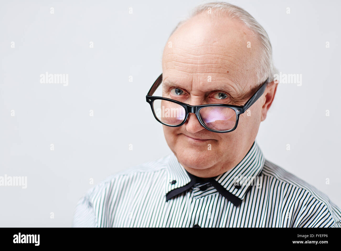 Senior man in eyeglasses Stock Photo - Alamy