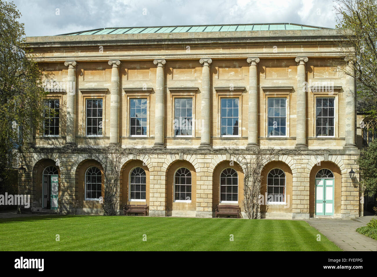 Classical style building at Oxford university's Oriel college (formerly ...