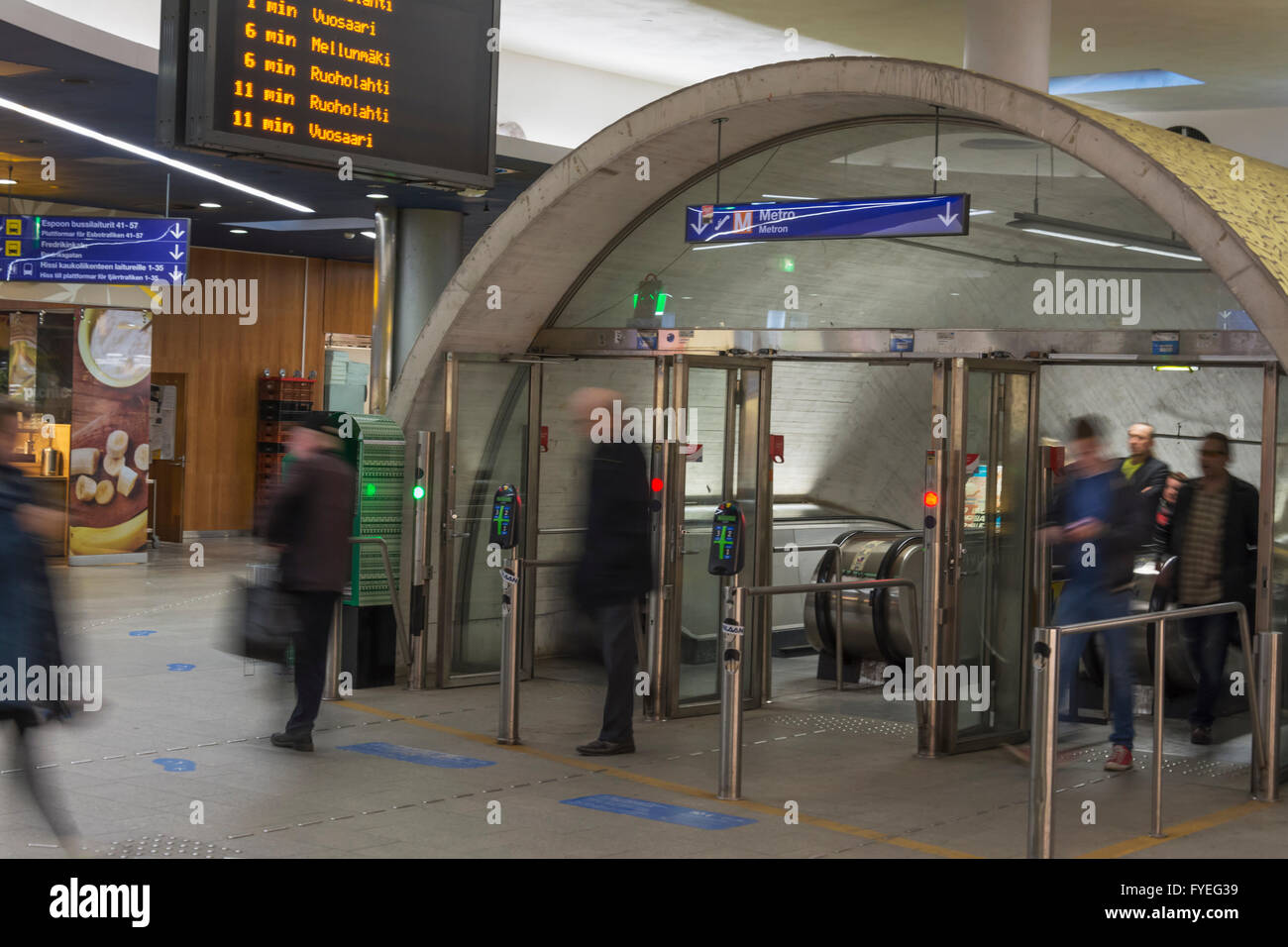 Metro bus terminal hi-res stock photography and images - Alamy