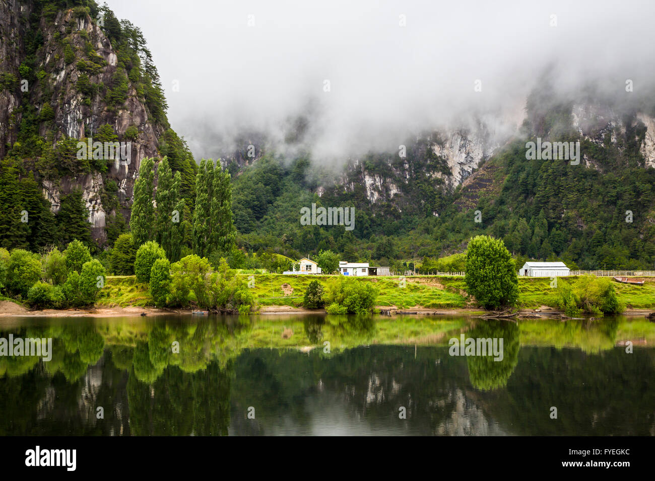 Simpson river valley hi-res stock photography and images - Alamy