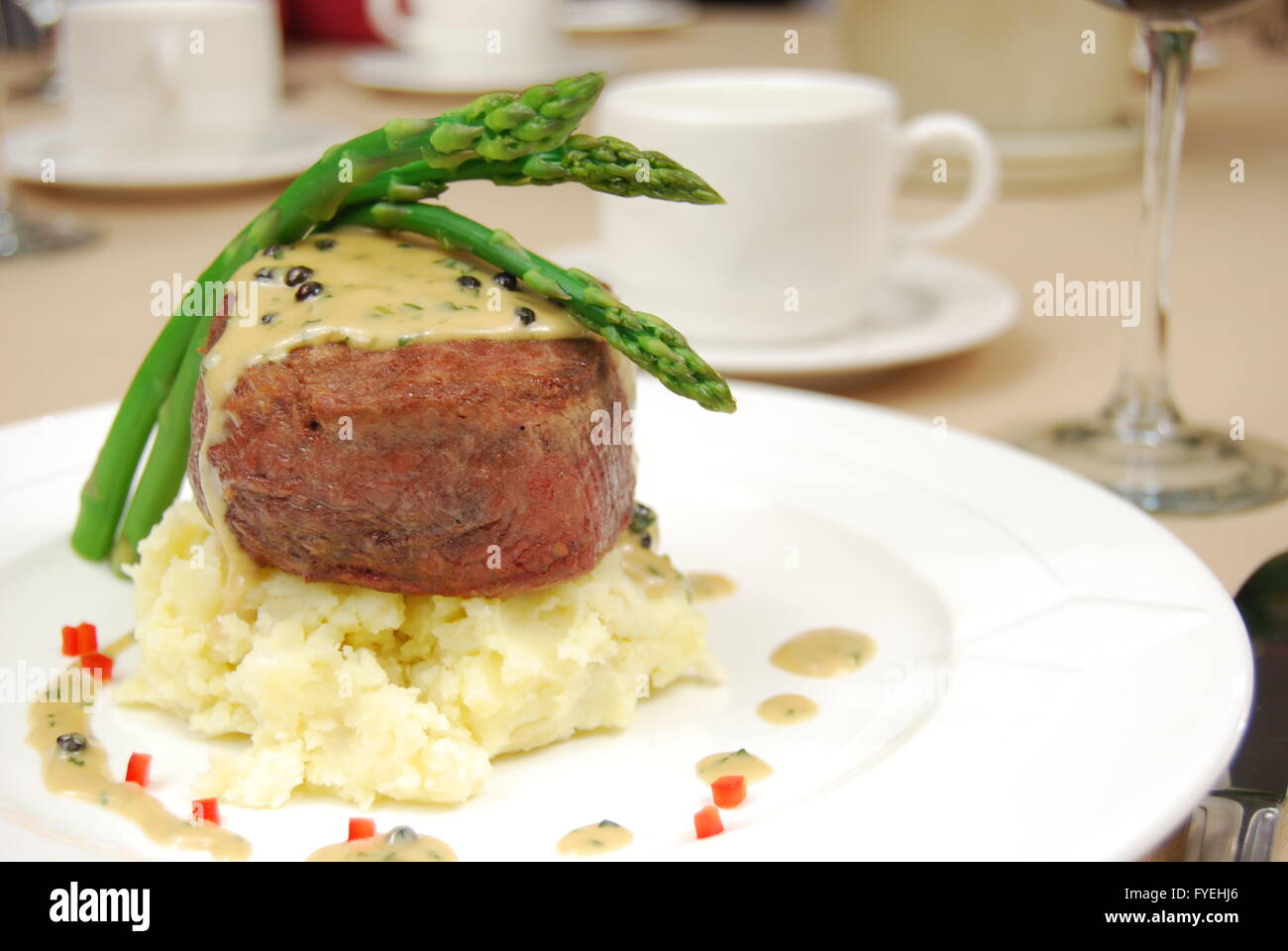 Filet mignon hi-res stock photography and images - Alamy
