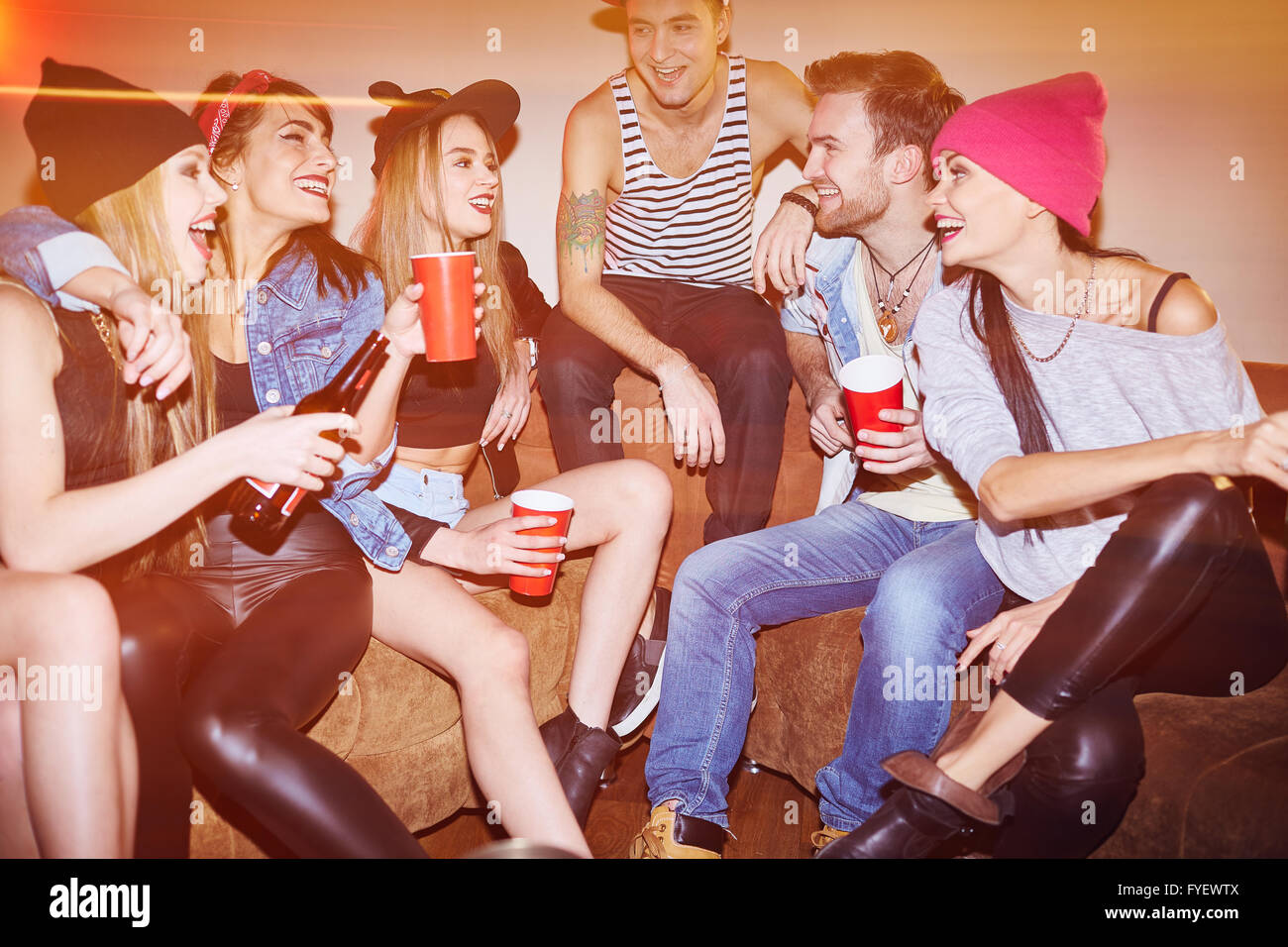Clubbers hi-res stock photography and images - Alamy