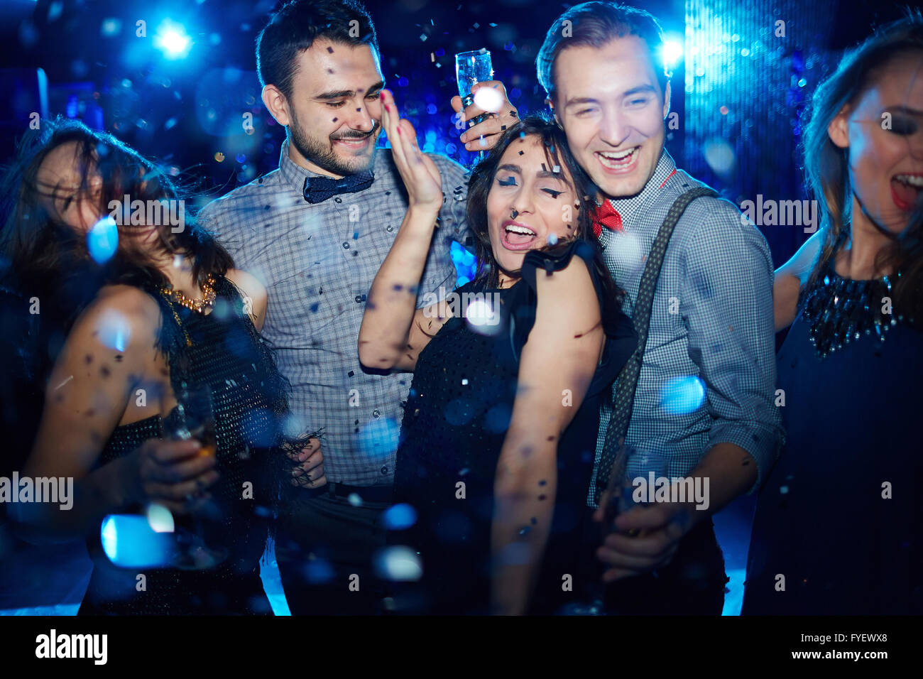 People at party glamorous hi-res stock photography and images - Alamy