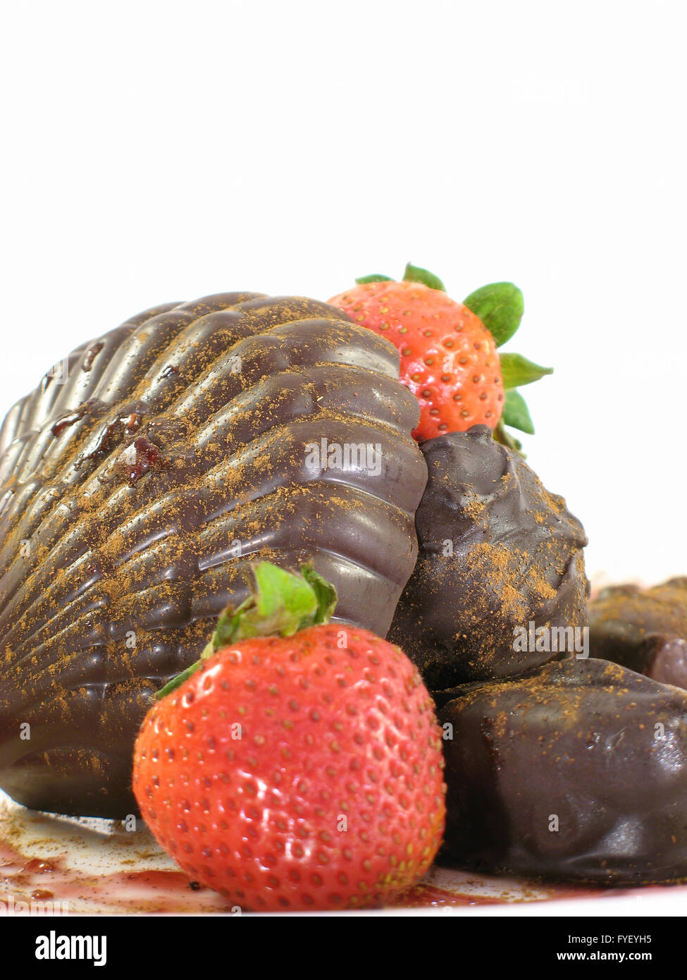 Shell chocolate hi-res stock photography and images - Alamy