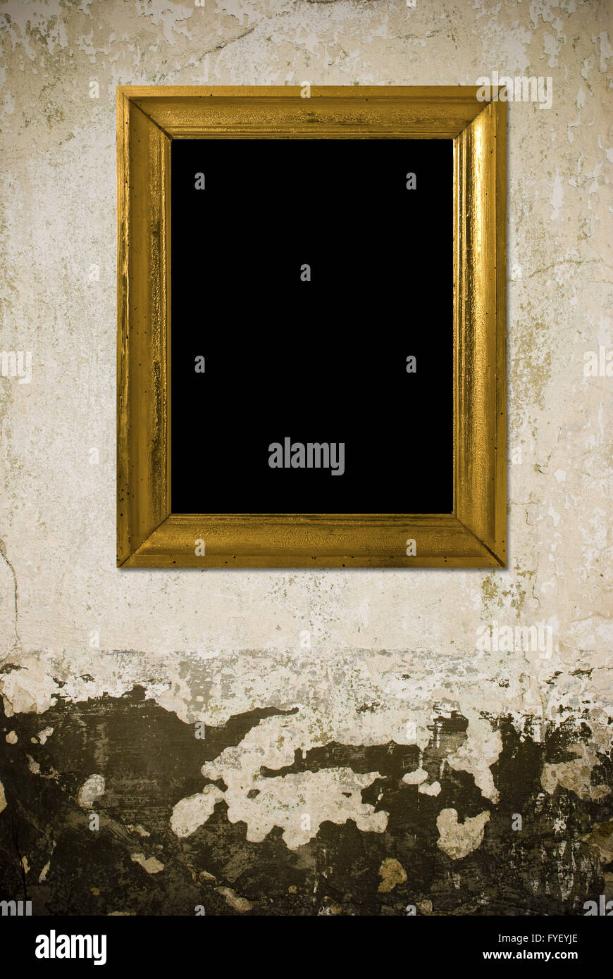 Gold wall frame hi-res stock photography and images - Alamy