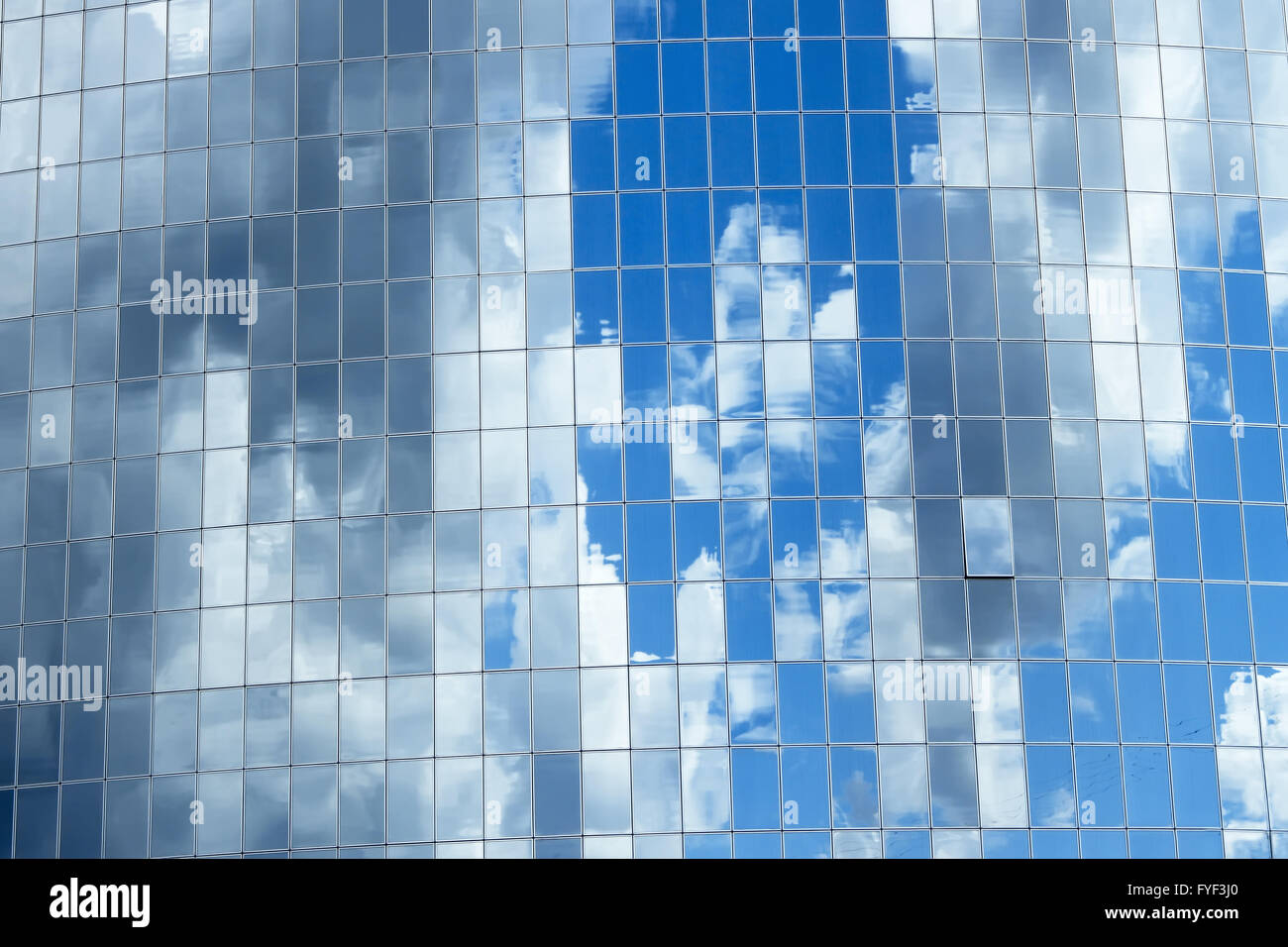 Skyscrapers reflected hi-res stock photography and images - Alamy