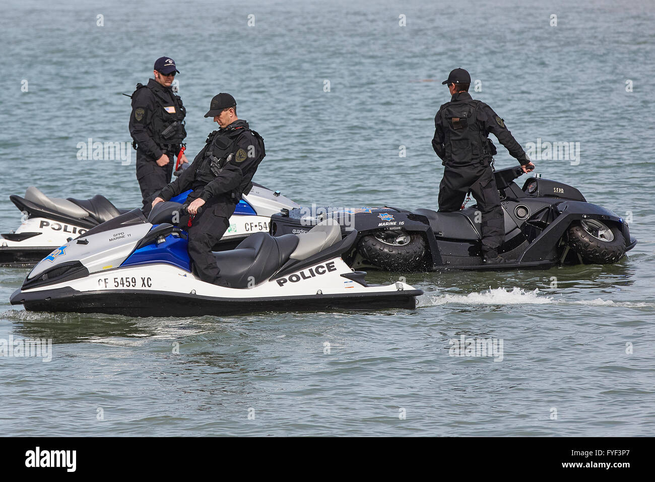 Police officer san francisco police hi-res stock photography and images ...