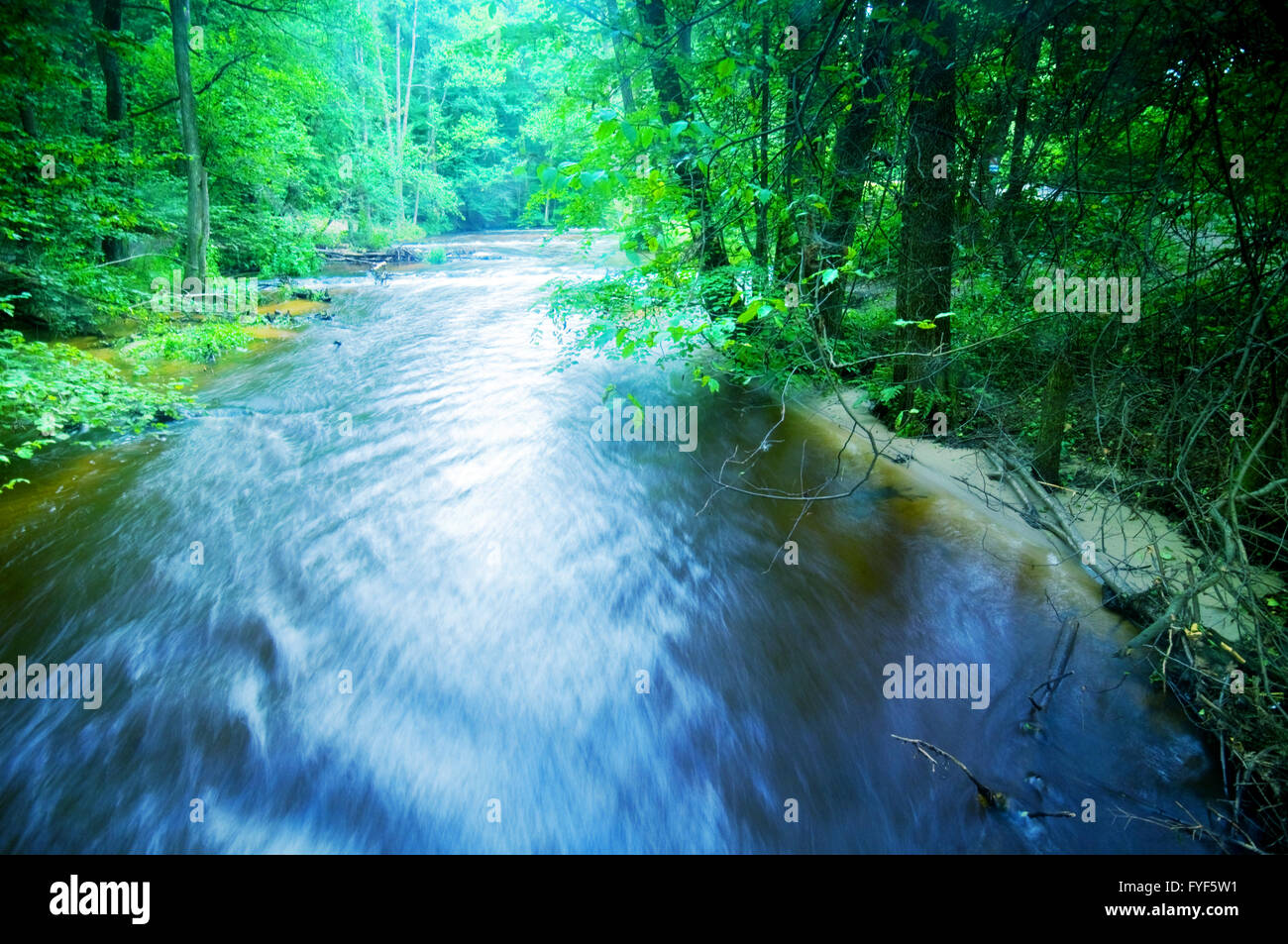 Fast running water hi-res stock photography and images - Alamy