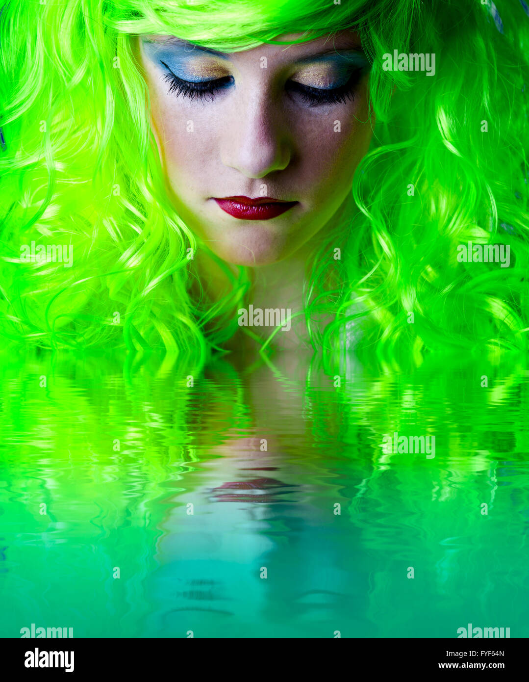 Godess of beauty hi-res stock photography and images - Alamy