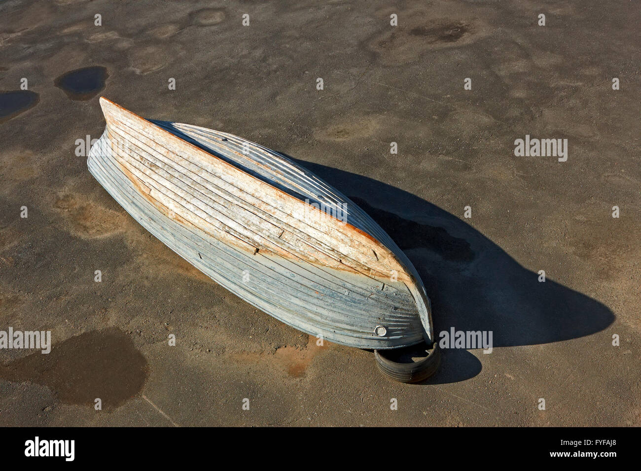 Inverted Boat Hull Shape High Resolution Stock Photography and Images ...