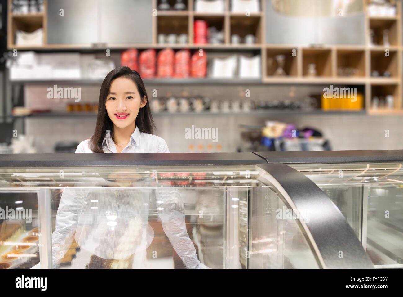 Chinese cashier hi-res stock photography and images - Alamy