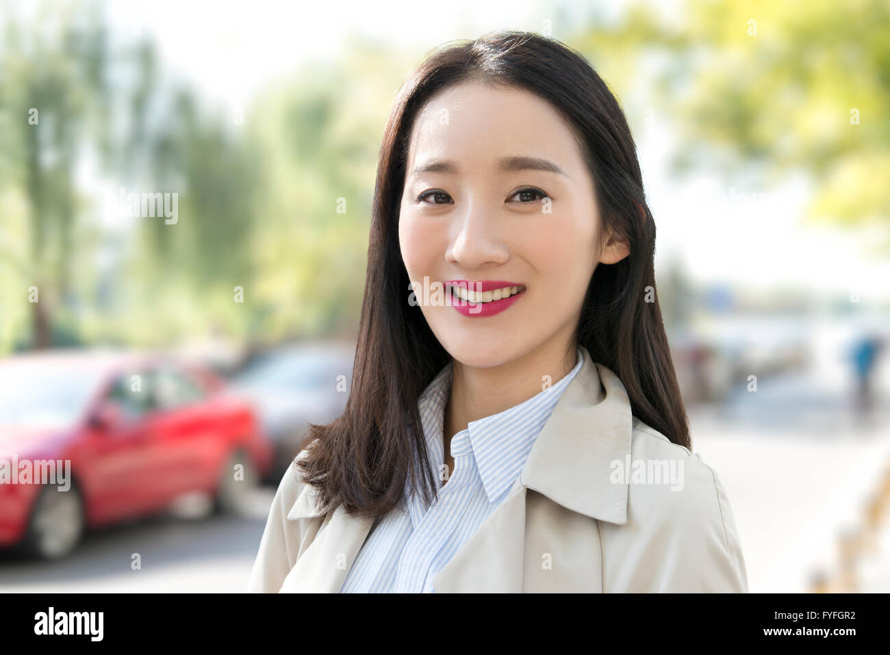 Young black businesswoman portrait hi-res stock photography and images ...
