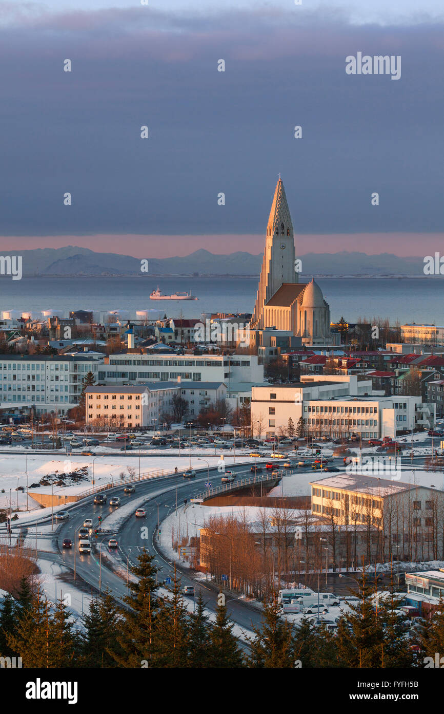 Hallgrimur church hi-res stock photography and images - Alamy