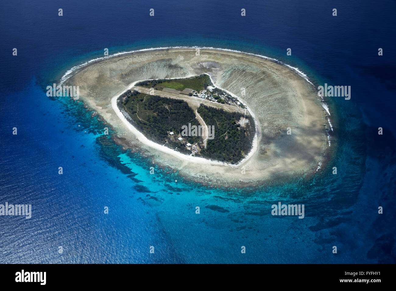 Fringing reef hi-res stock photography and images - Alamy