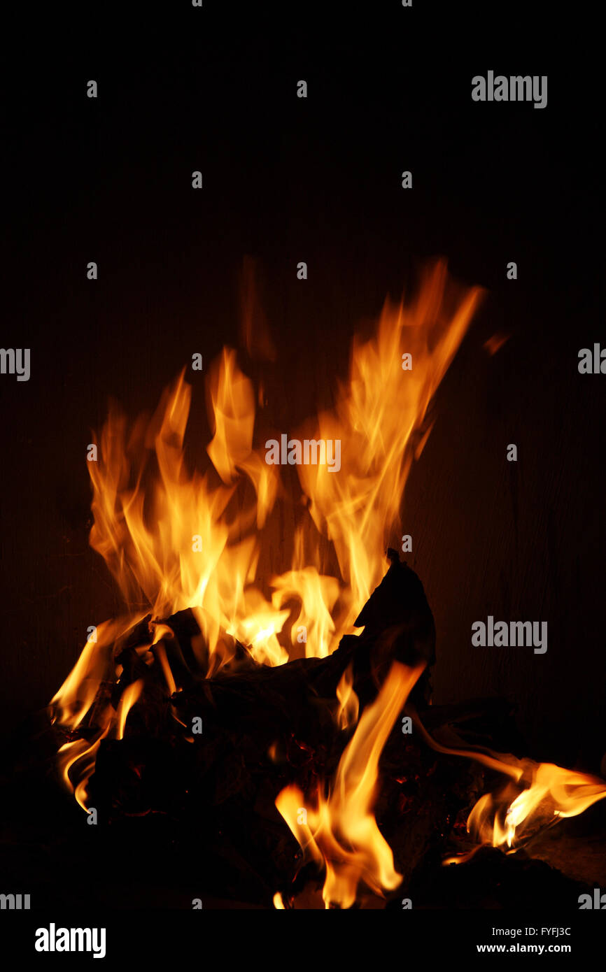 Dangerous fire burn hi-res stock photography and images - Alamy