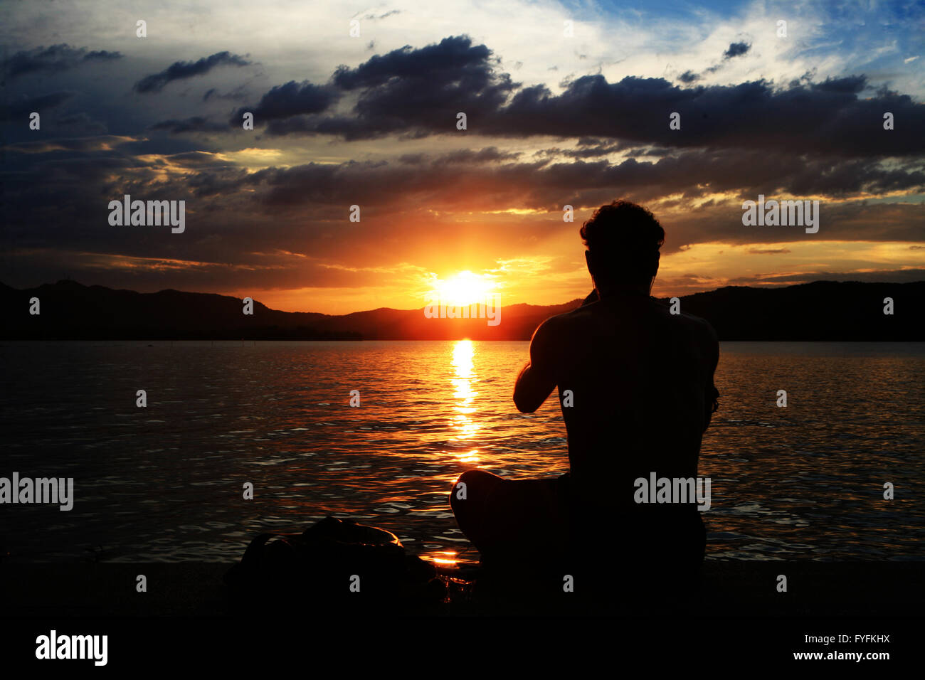 foreign man practicing Tai Chi Stock Photo - Alamy