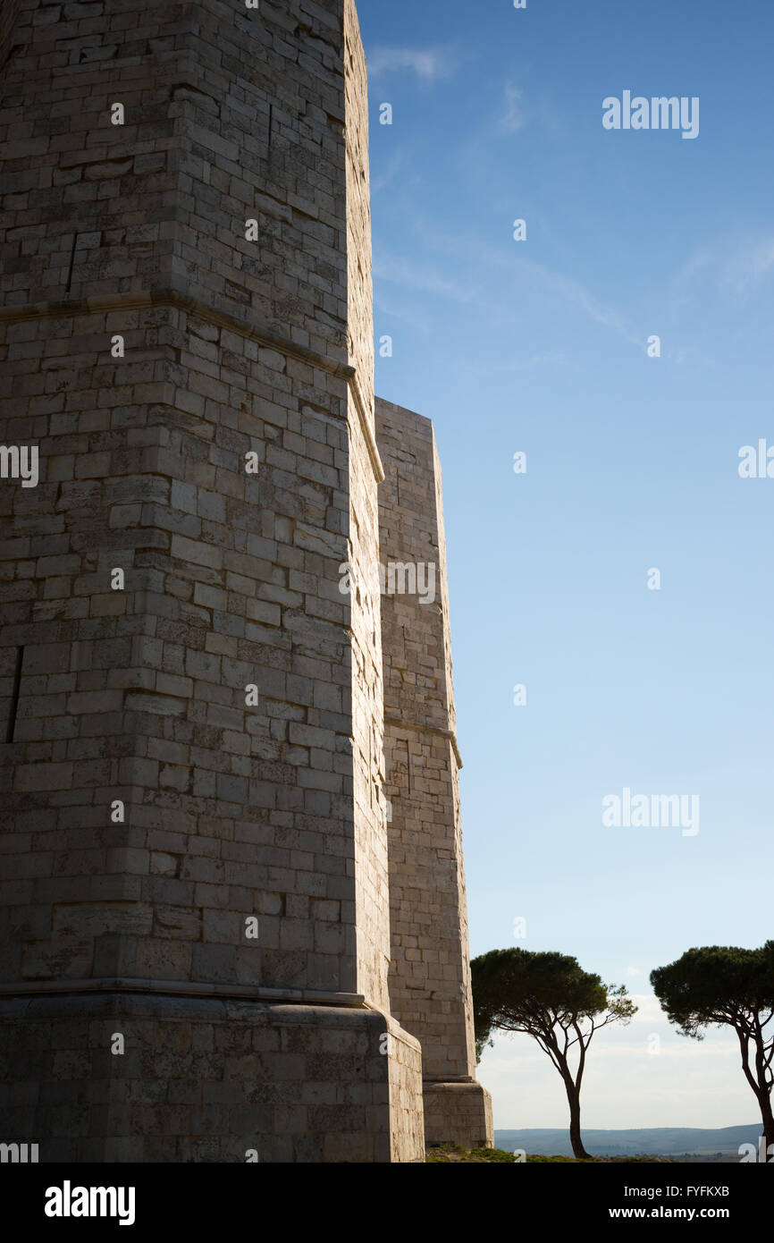 Walls of the Castel del Monte castle, Andria, Apulia (Puglia), Italy ...