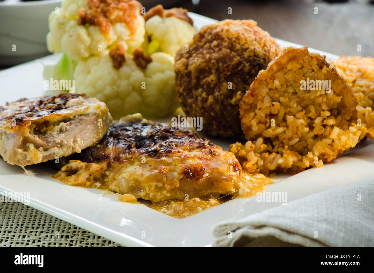 Dish of cauliflower hi-res stock photography and images - Alamy