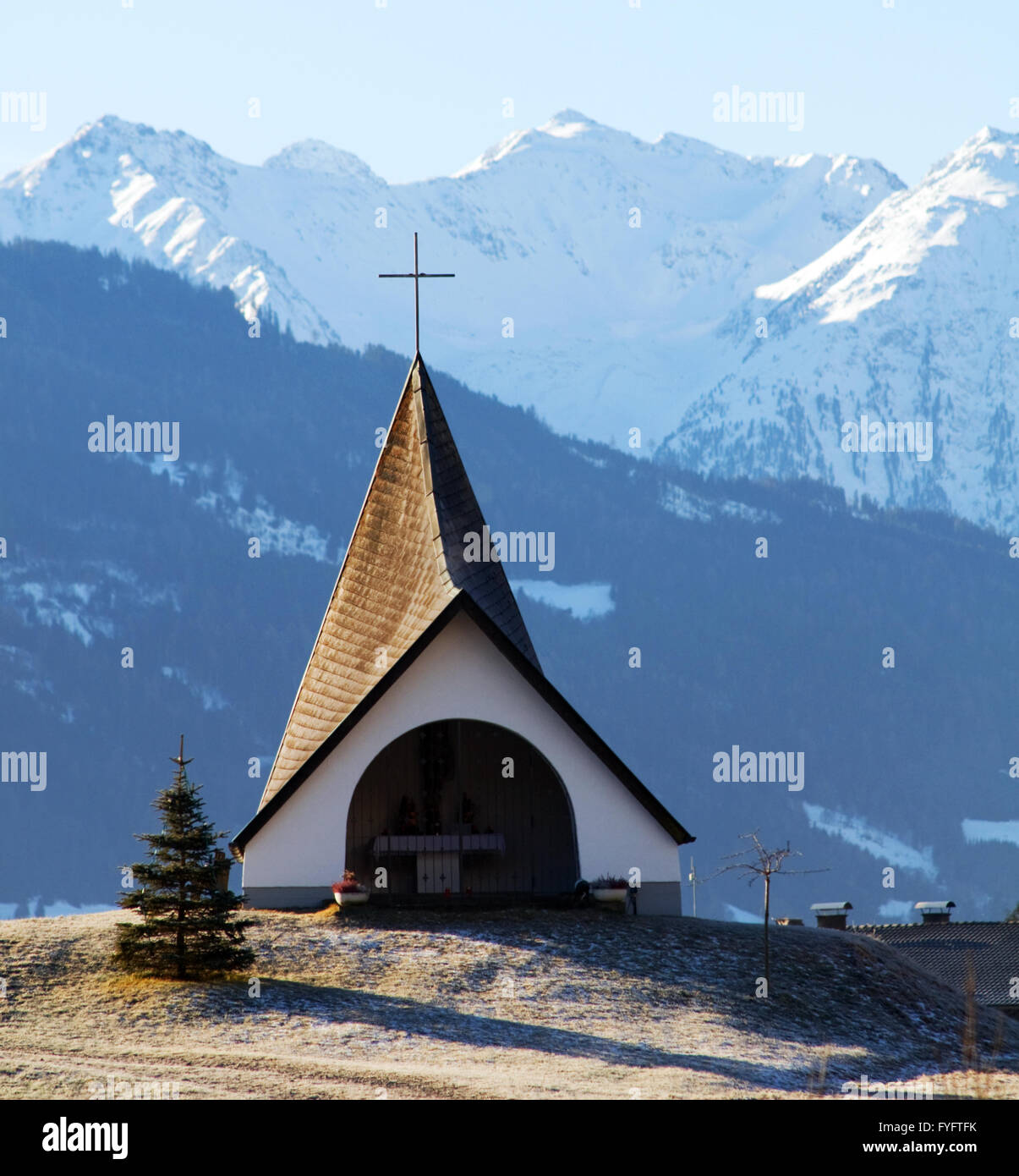 Small shrine at roadside hi-res stock photography and images - Alamy