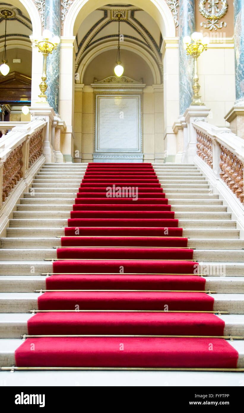 Red carpet stairs Stock Photo - Alamy