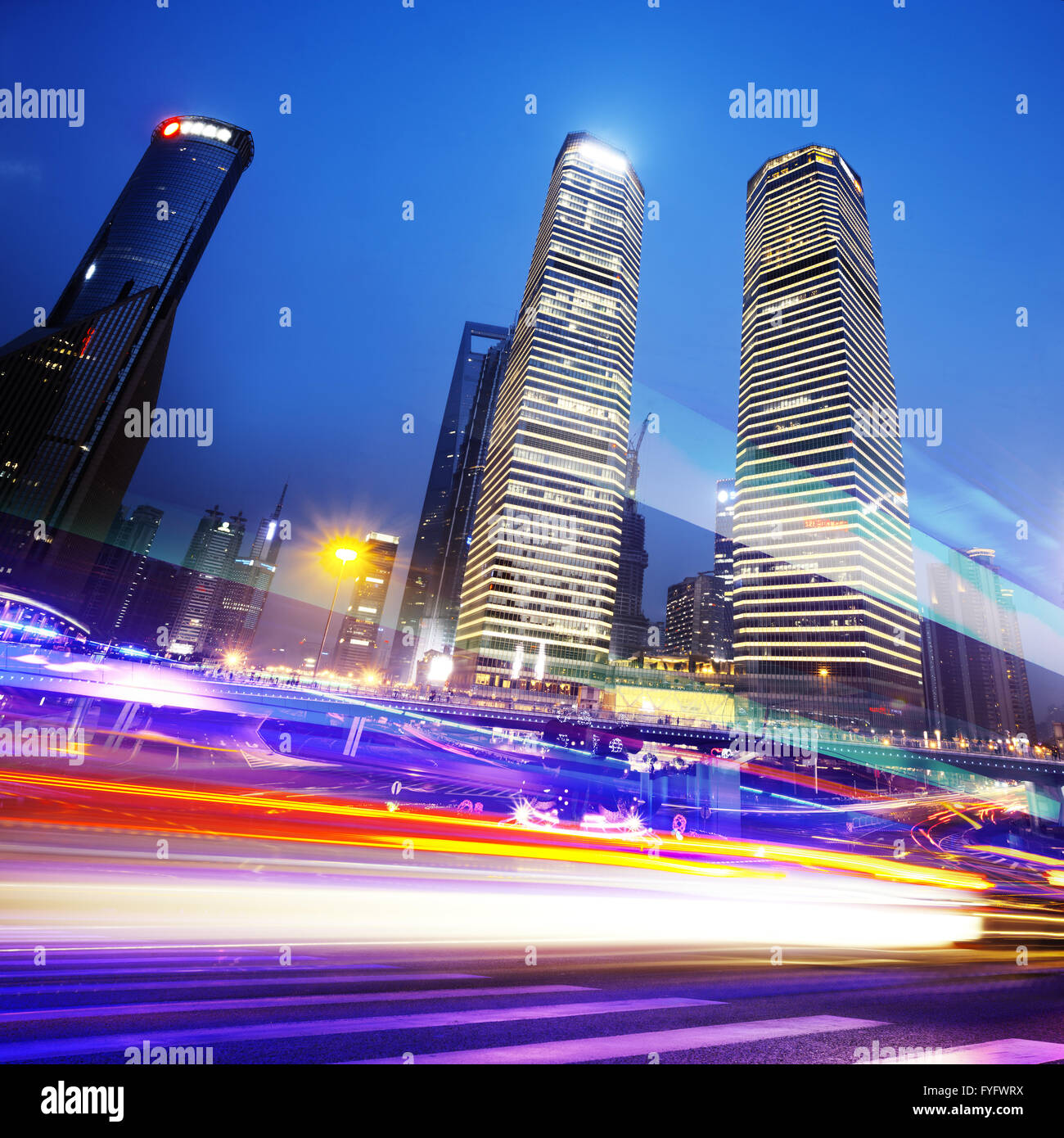 Cars blurred in motion hi-res stock photography and images - Alamy