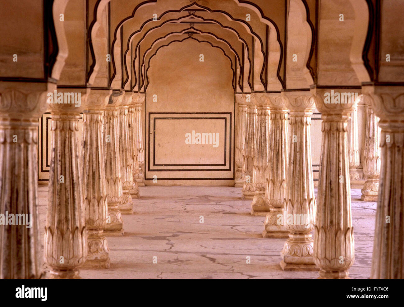 India columns hi-res stock photography and images - Alamy