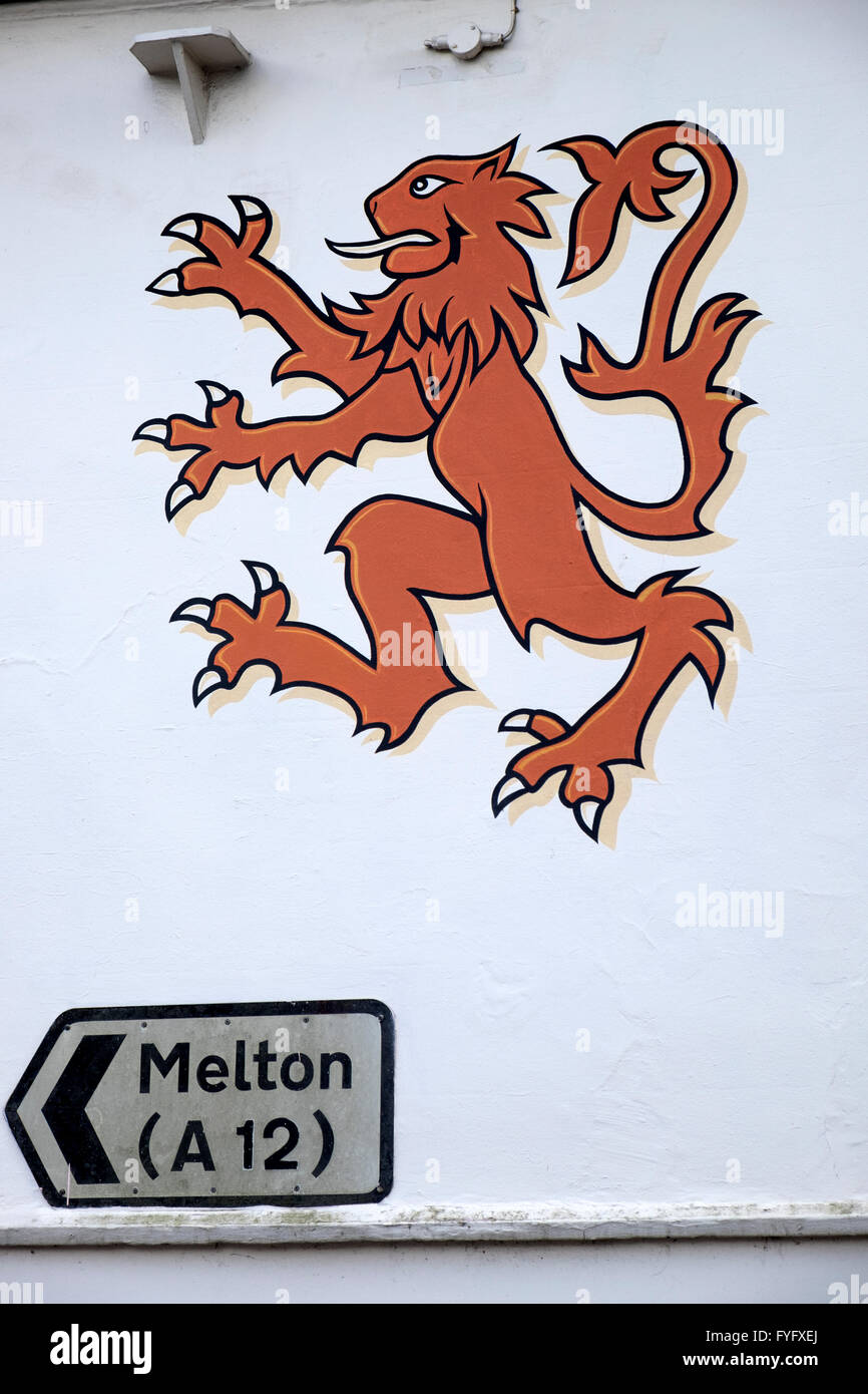 Red lion pub sign hi-res stock photography and images - Alamy