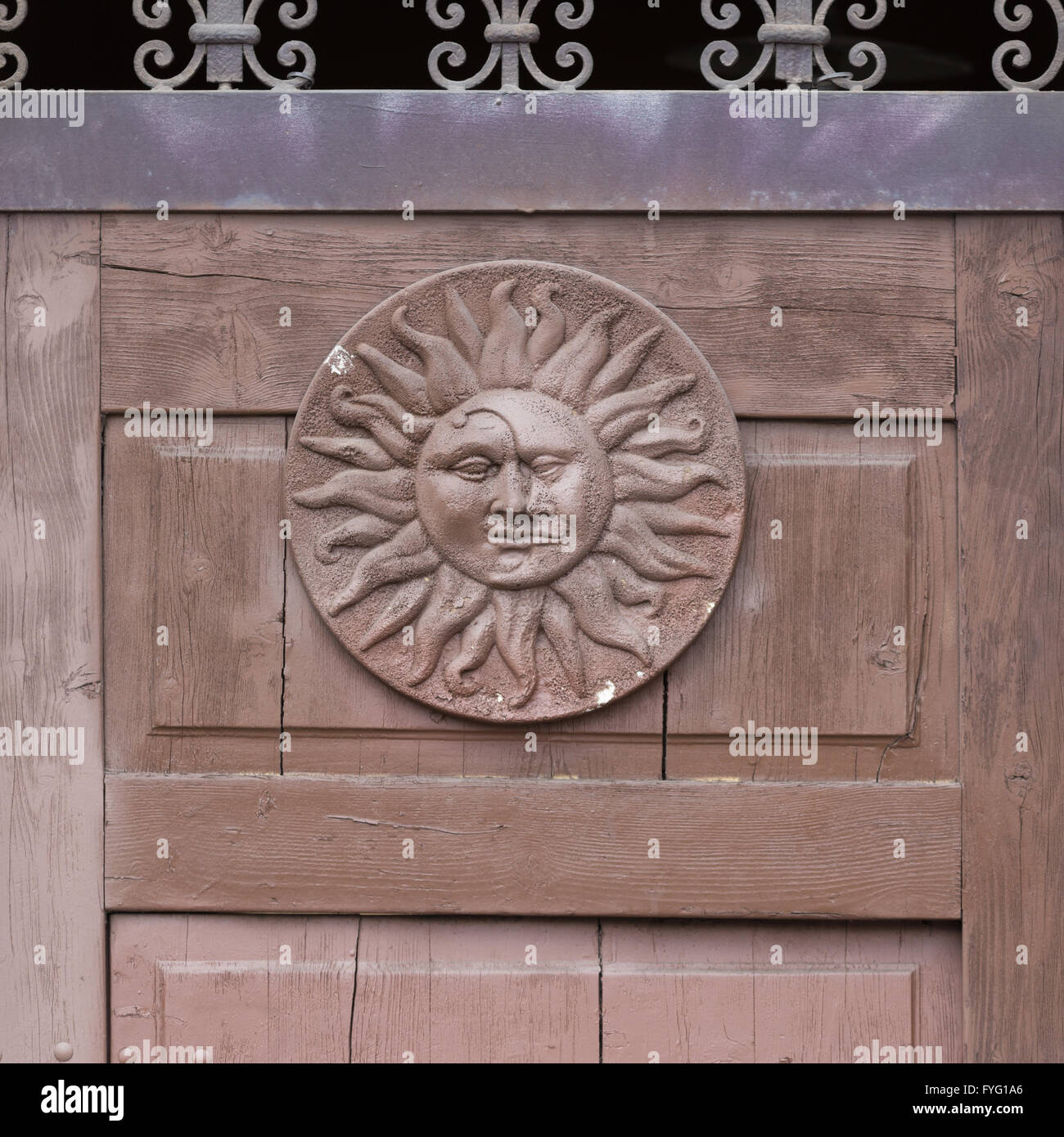 Wooden door texture, outdoor photo Stock Photo - Alamy