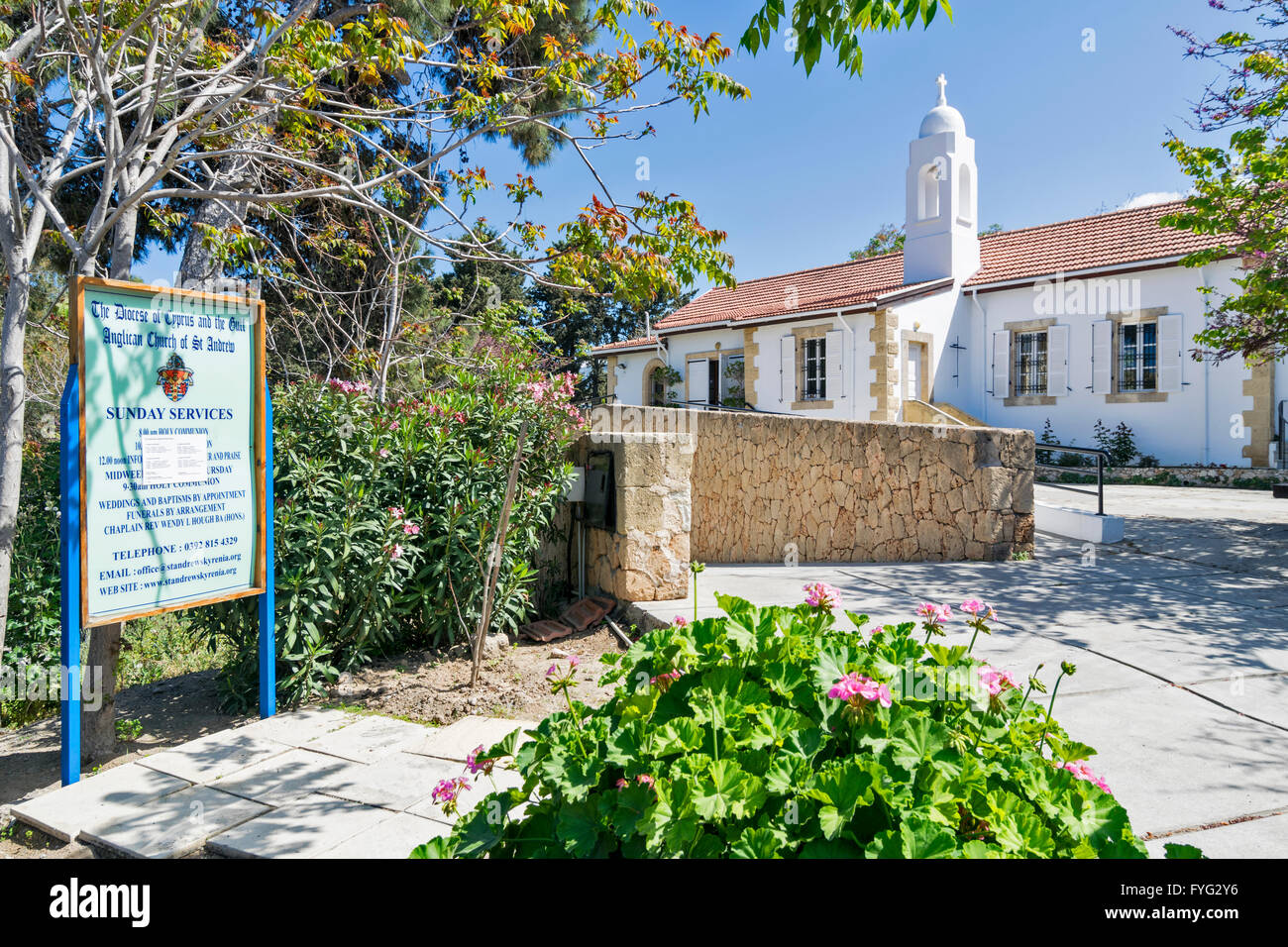 St andrews anglican church hi-res stock photography and images - Alamy