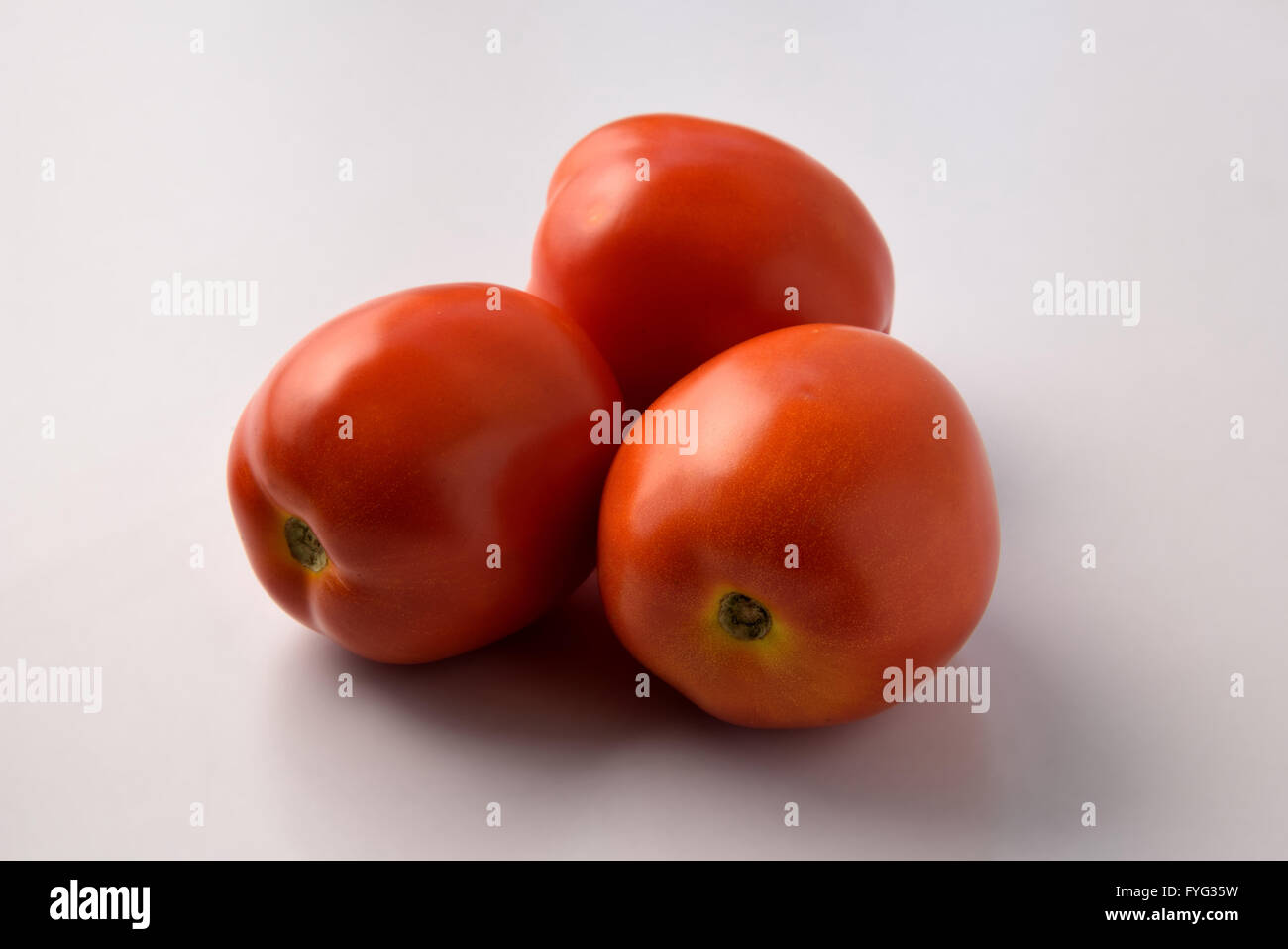 Farm fresh tomato hi-res stock photography and images - Alamy