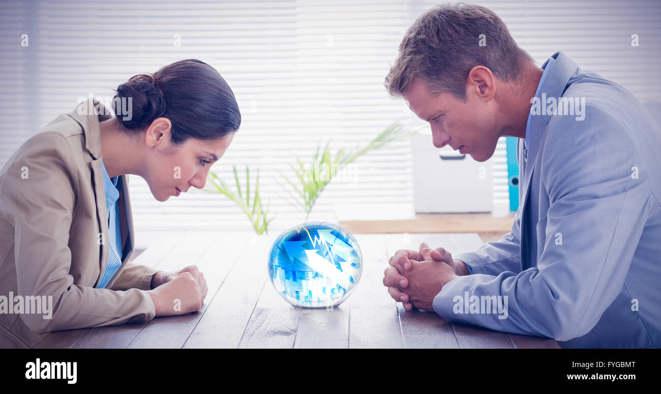 Stocks market people watching hi-res stock photography and images - Alamy