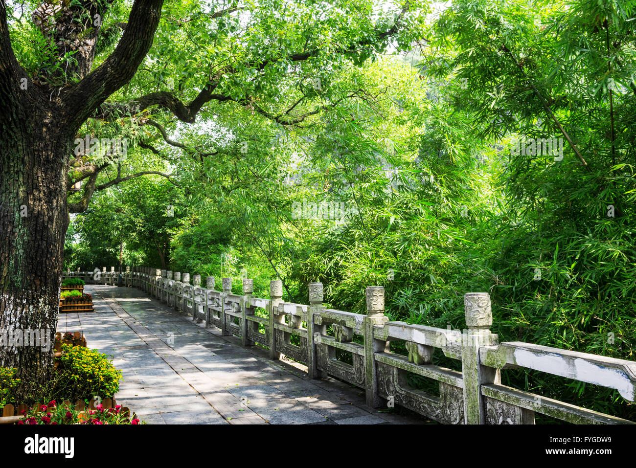 Guilin spring hi-res stock photography and images - Alamy