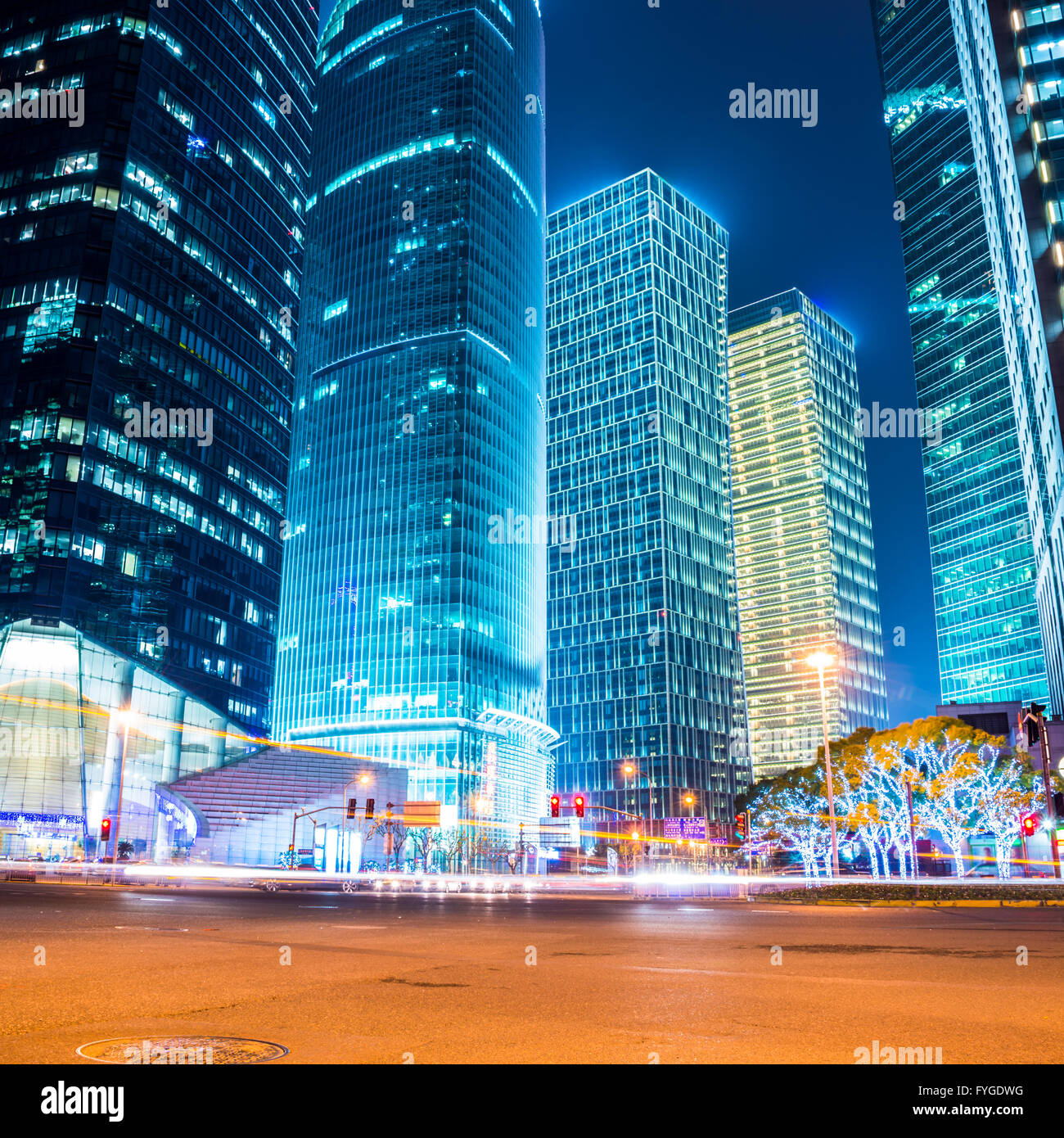night scene of modern city Stock Photo - Alamy