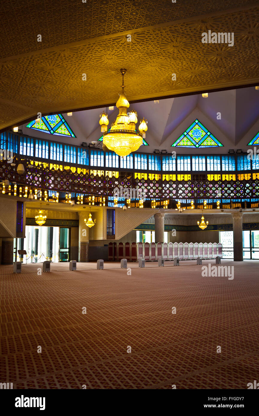 interior of malaysian mosque Stock Photo - Alamy