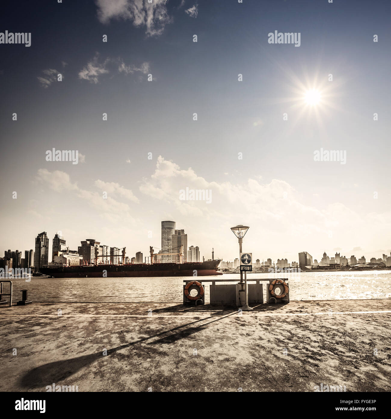 ship through city Stock Photo - Alamy