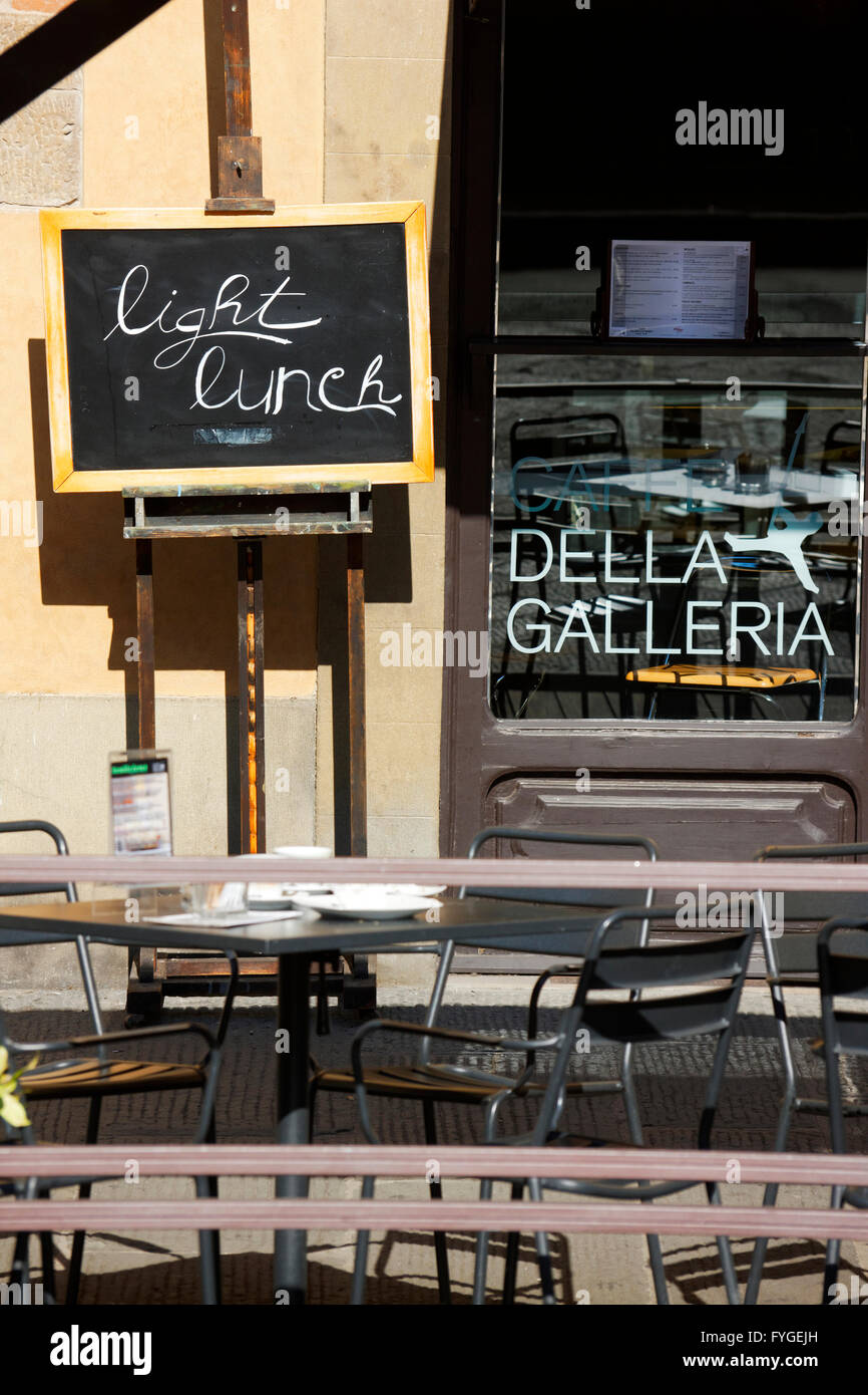 Italien food table hi-res stock photography and images - Alamy