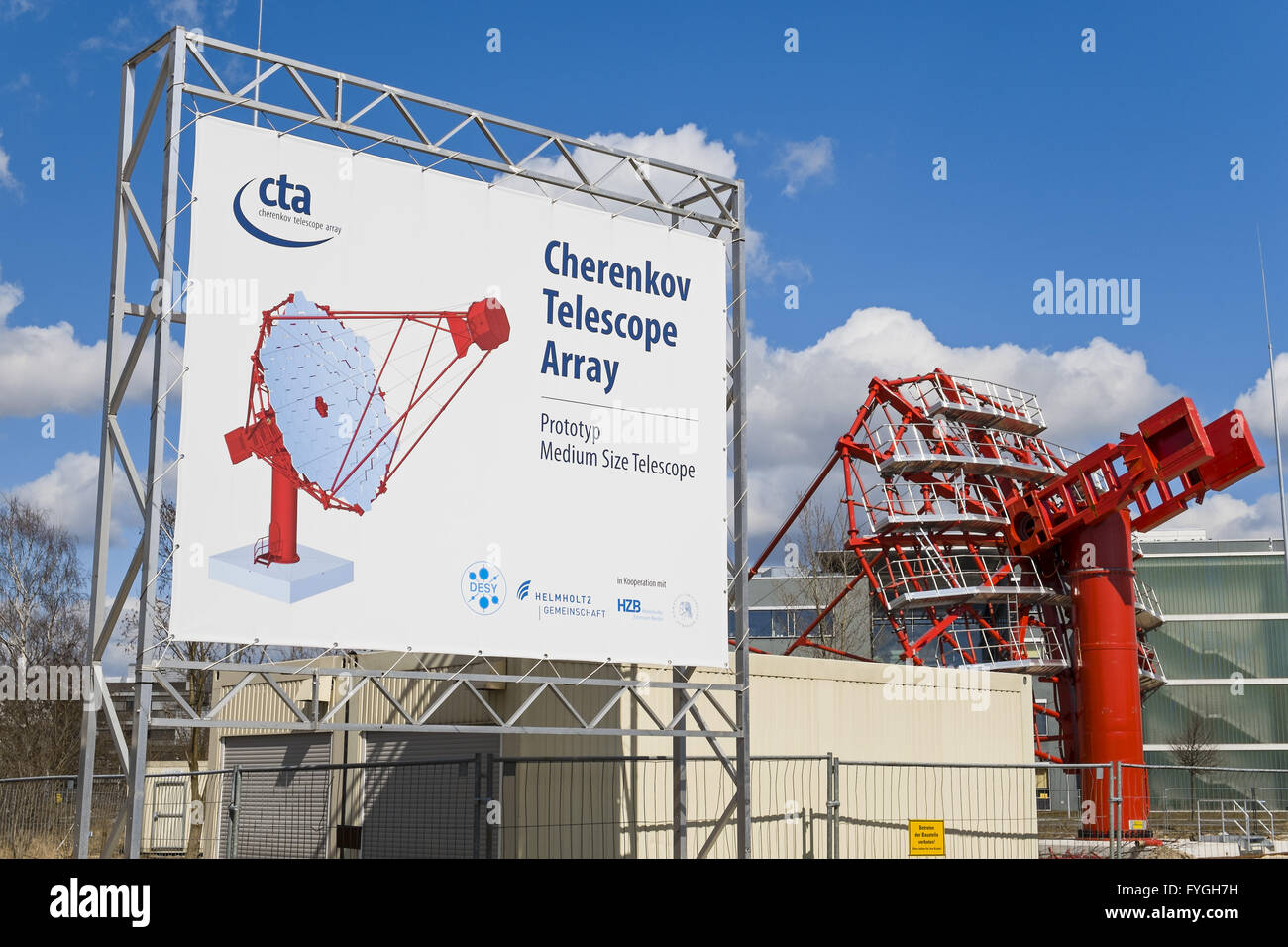 Helmholtz centre hi-res stock photography and images - Alamy