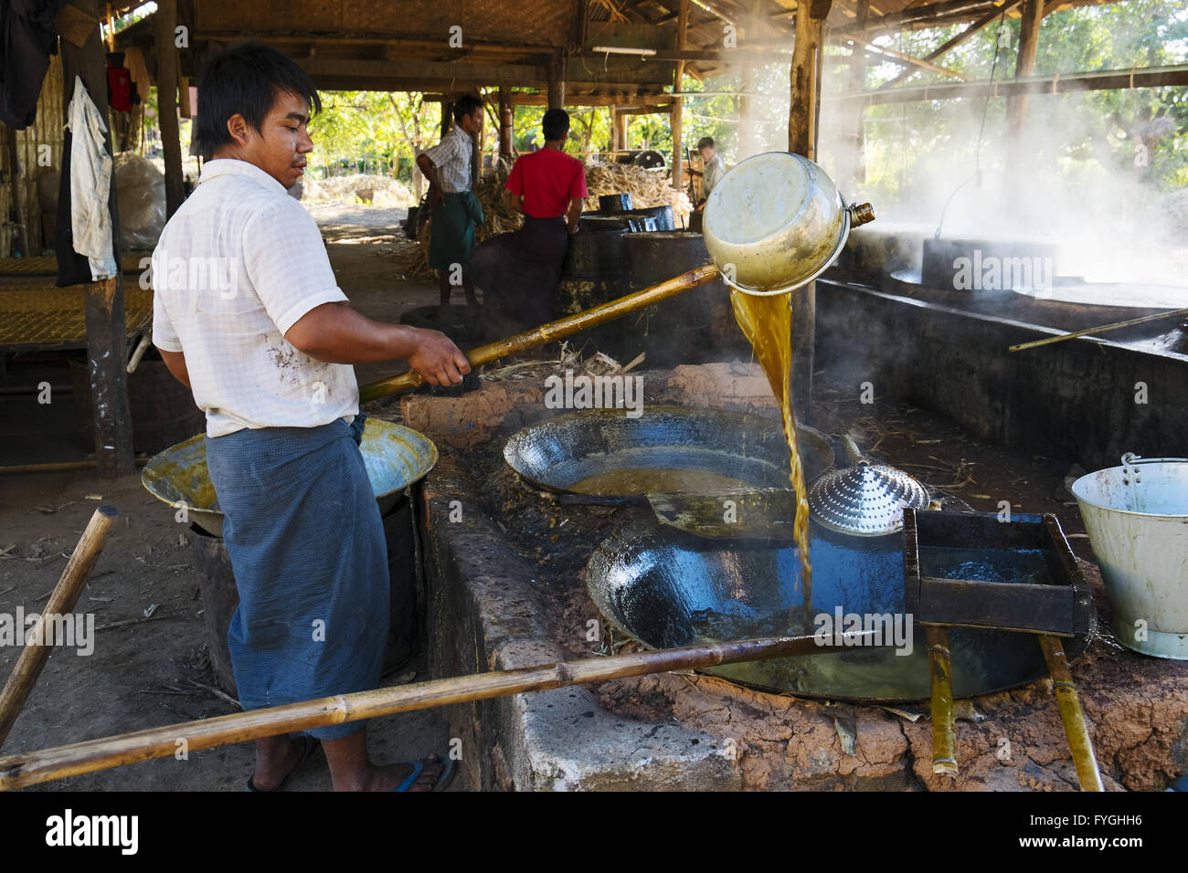 Sugar mill worker hi-res stock photography and images - Alamy