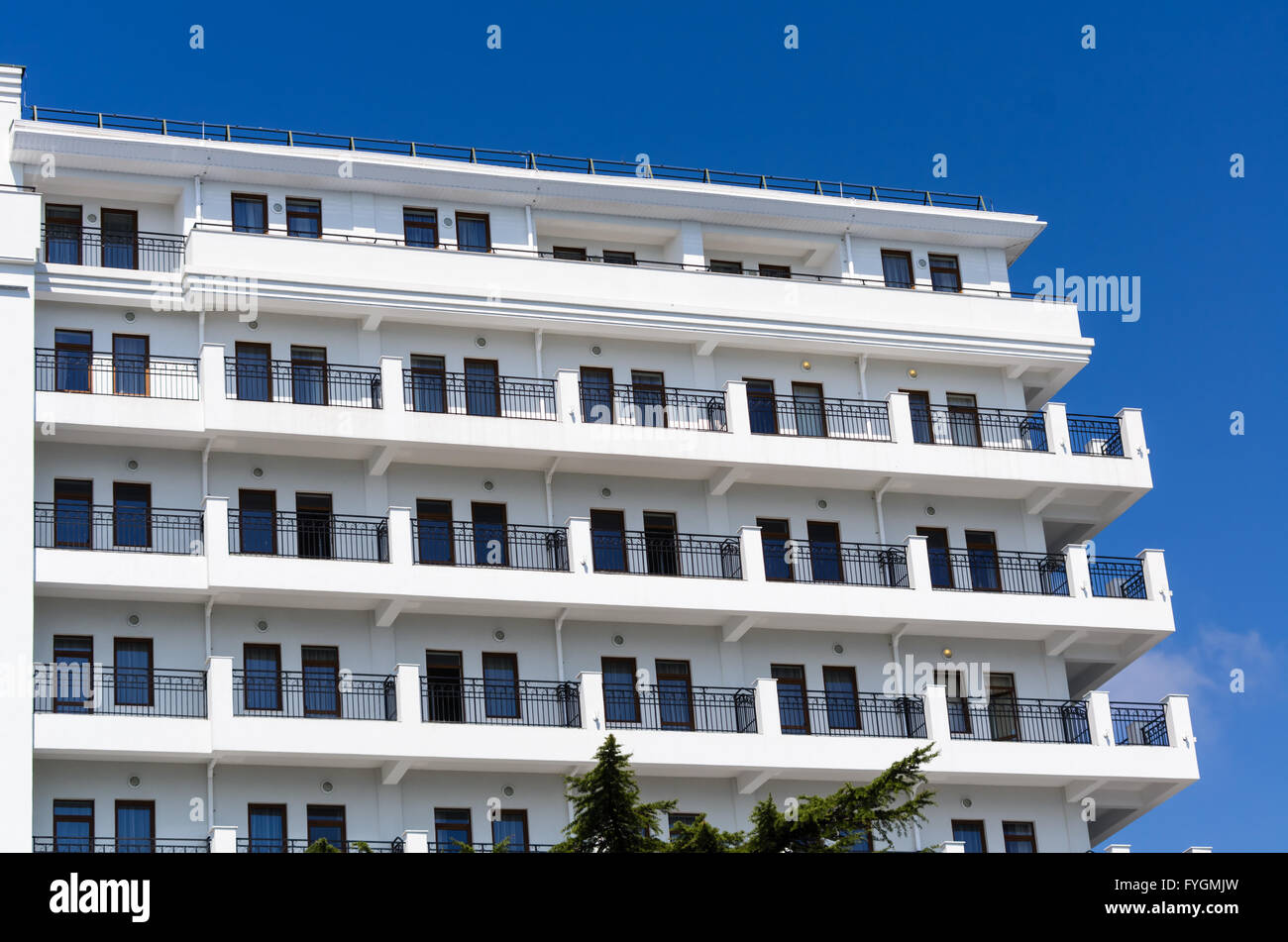 Modern resort hi-res stock photography and images - Alamy