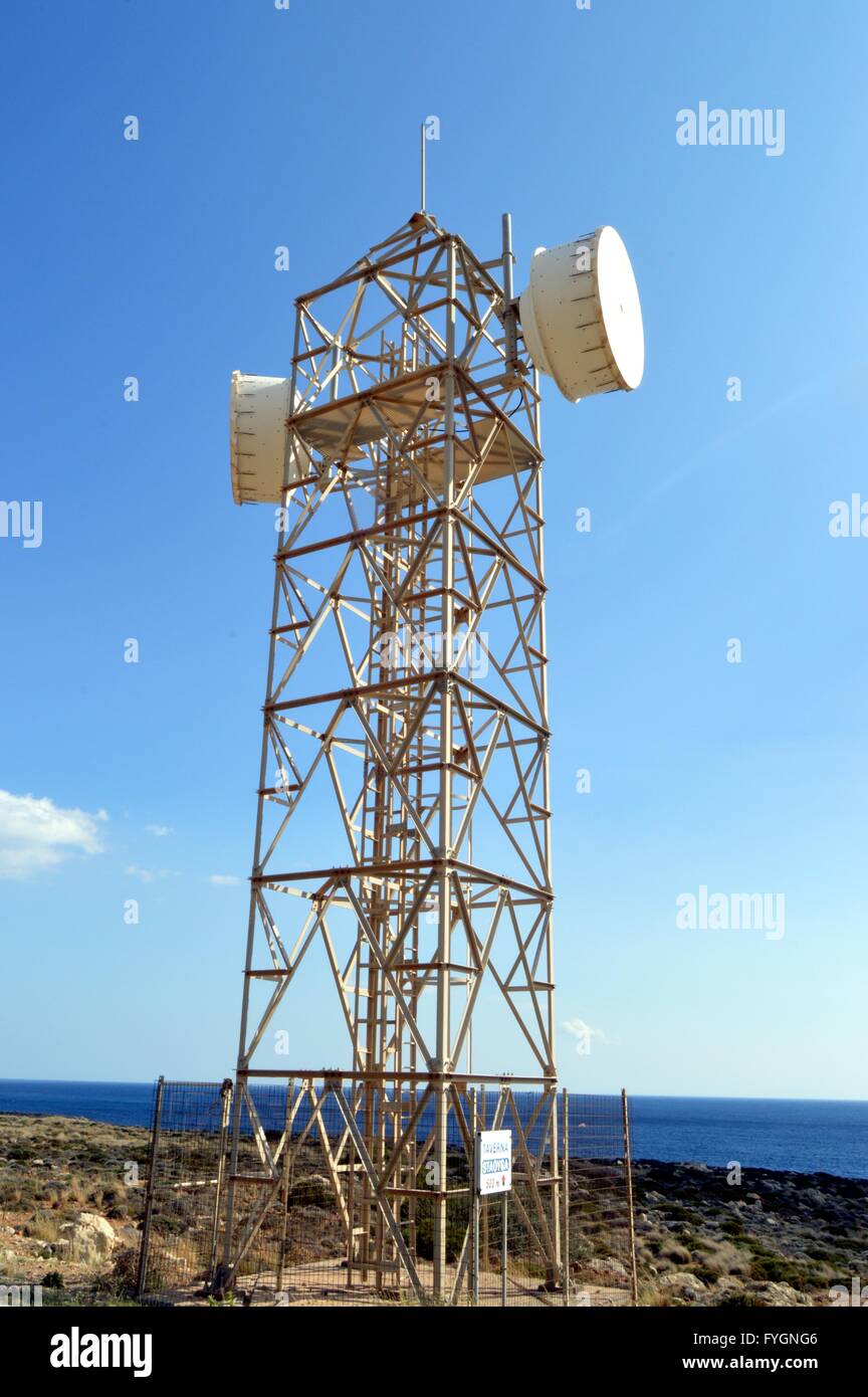 Mobile network antenna hi-res stock photography and images - Alamy