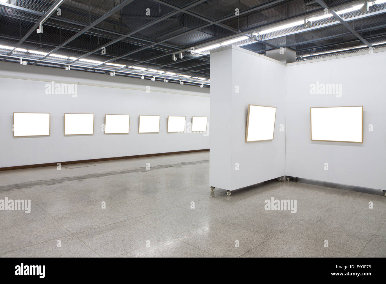 empty frames in museum Stock Photo - Alamy