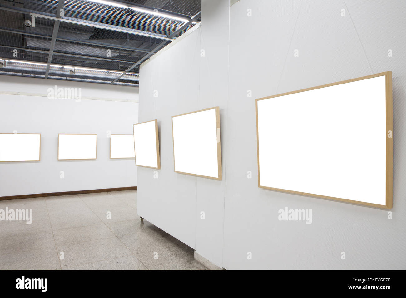 empty frames in museum Stock Photo - Alamy