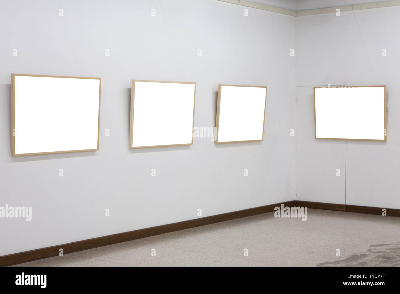 empty frames in museum Stock Photo - Alamy