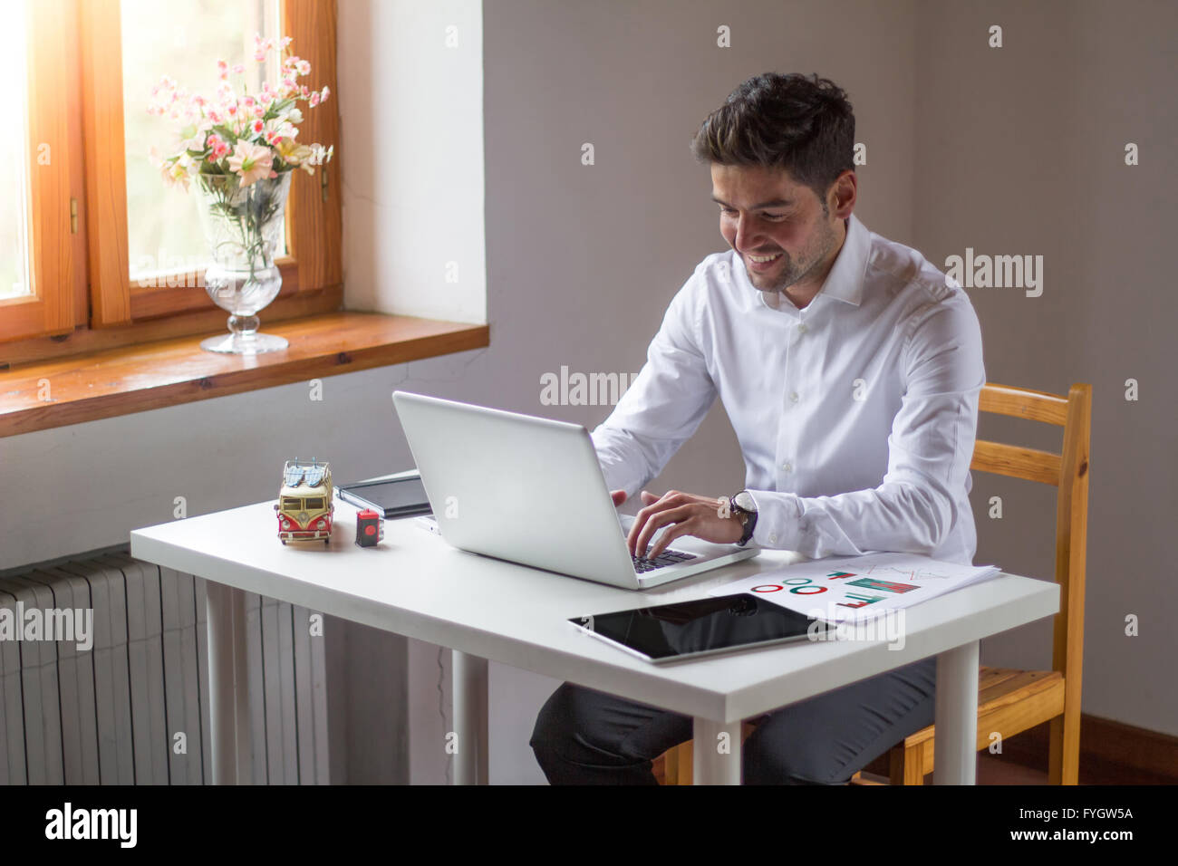 Desktop computing hi-res stock photography and images - Alamy