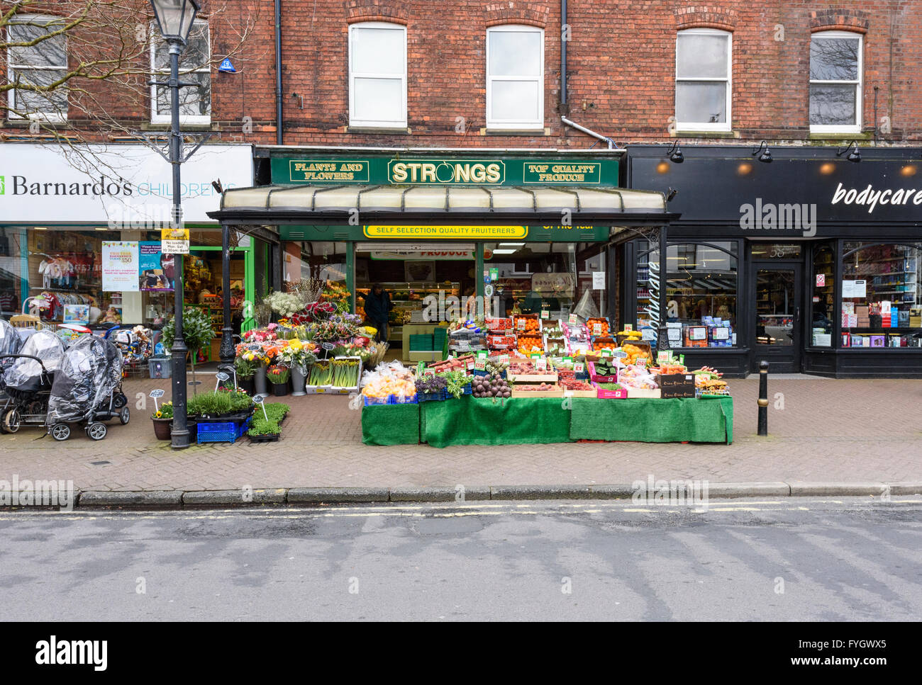 Green grocer uk hi-res stock photography and images - Alamy