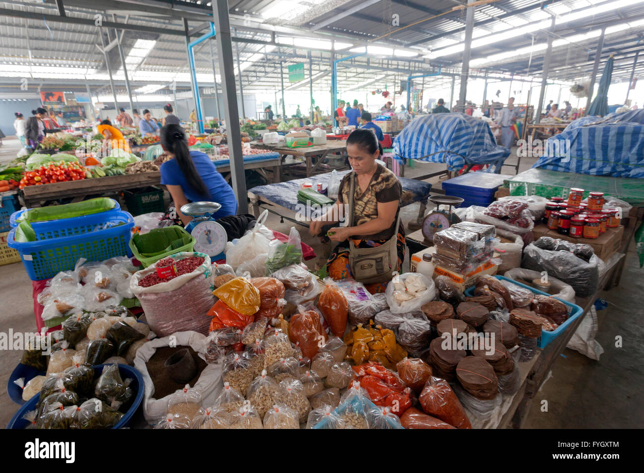 Myanmar street market clothing hi-res stock photography and images - Alamy