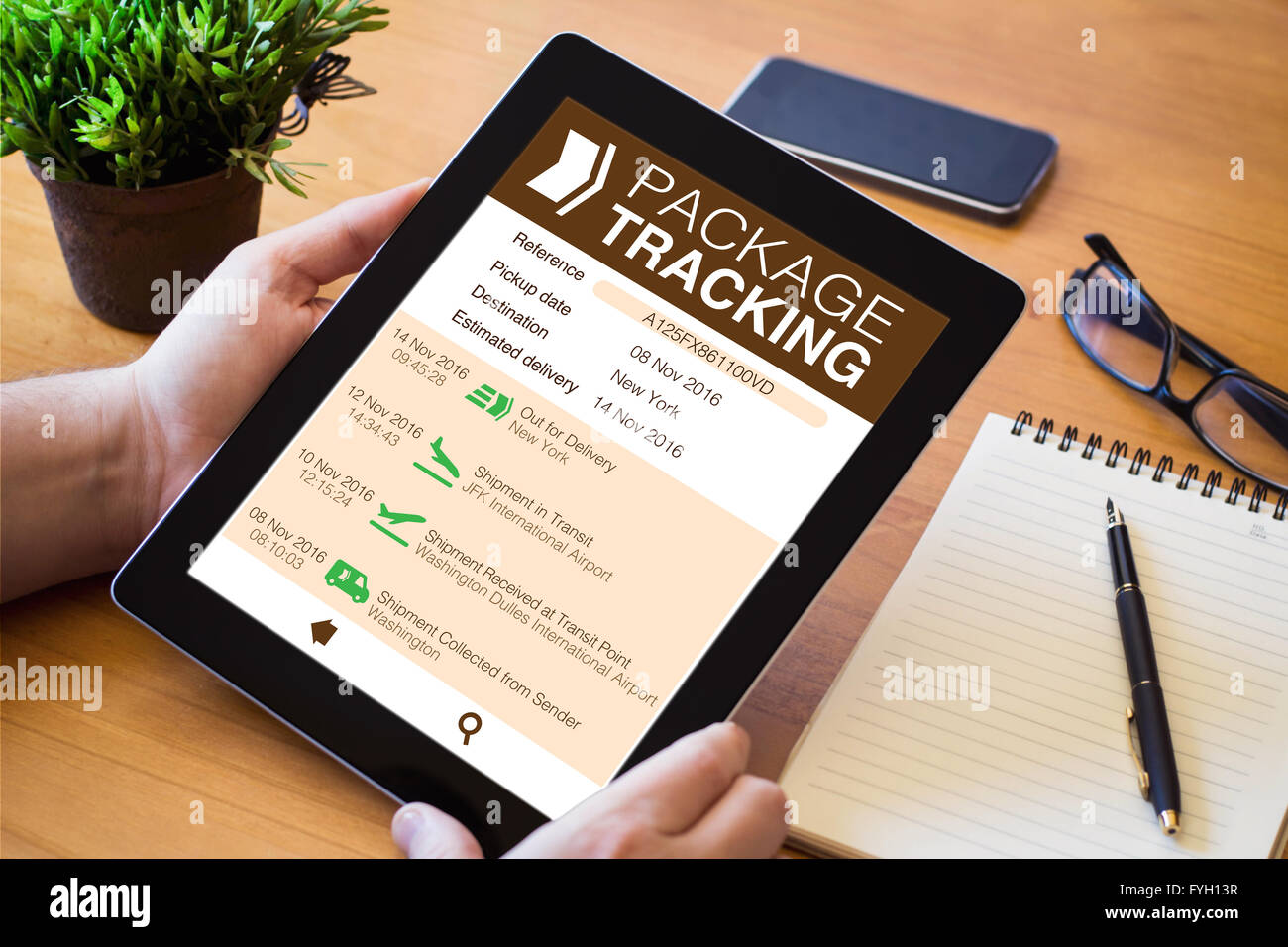 Package tracking hi-res stock photography and images - Alamy