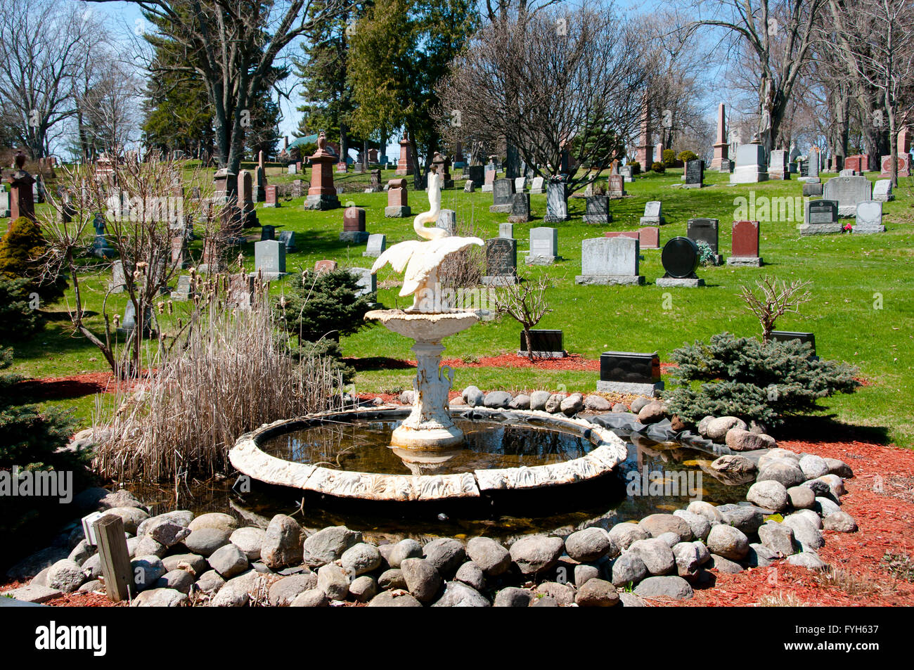 Canada cemetery hi-res stock photography and images - Alamy