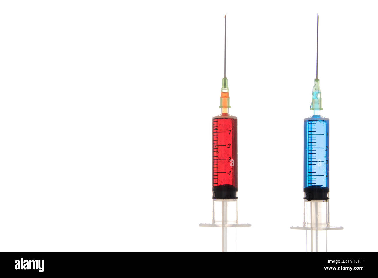 Dosage syringes hi-res stock photography and images - Alamy