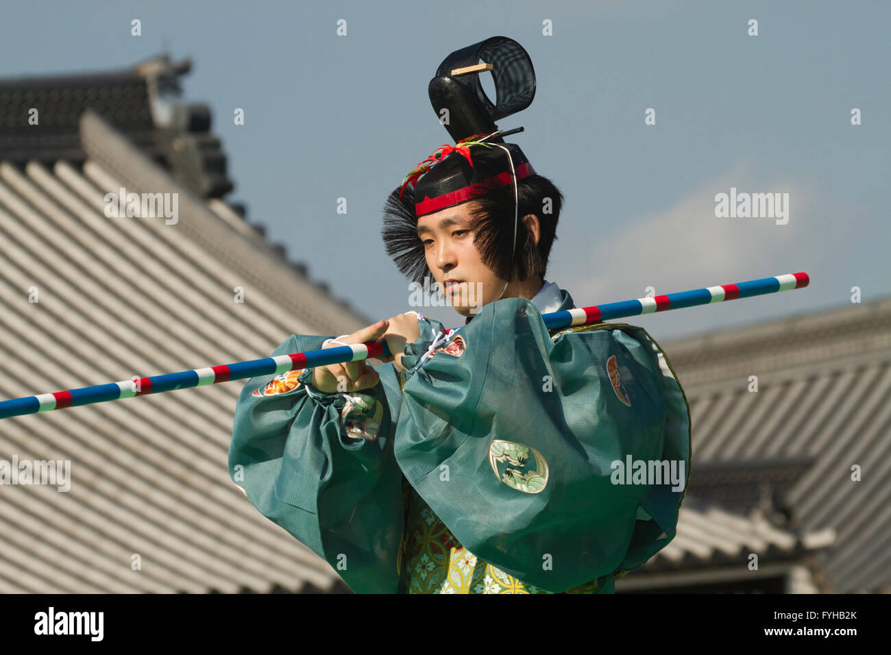 Traditional japanese clothing hi-res stock photography and images - Alamy